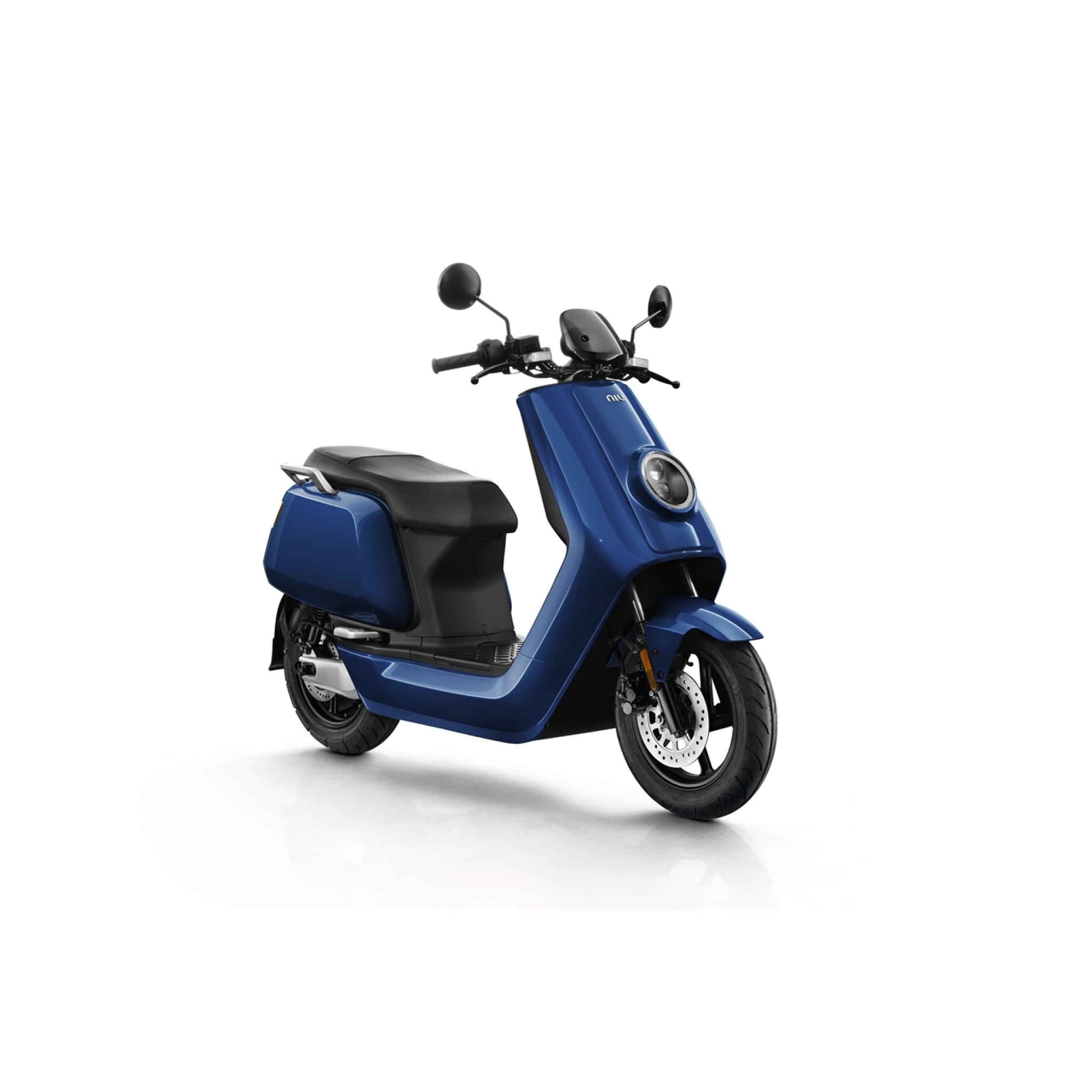 Niu NQi Sport ER 1500w 28 mph Electric Moped.