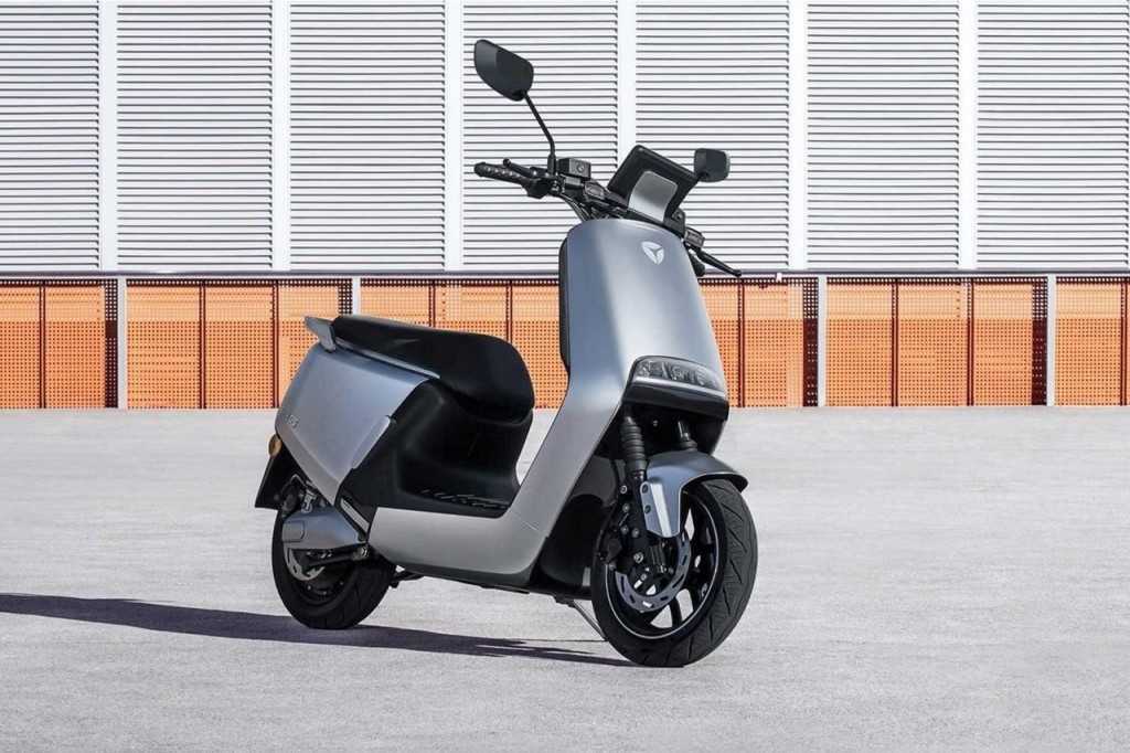 Electric Mopeds | Electric Motorbikes & Motorcycles UK | Green-Mopeds.com